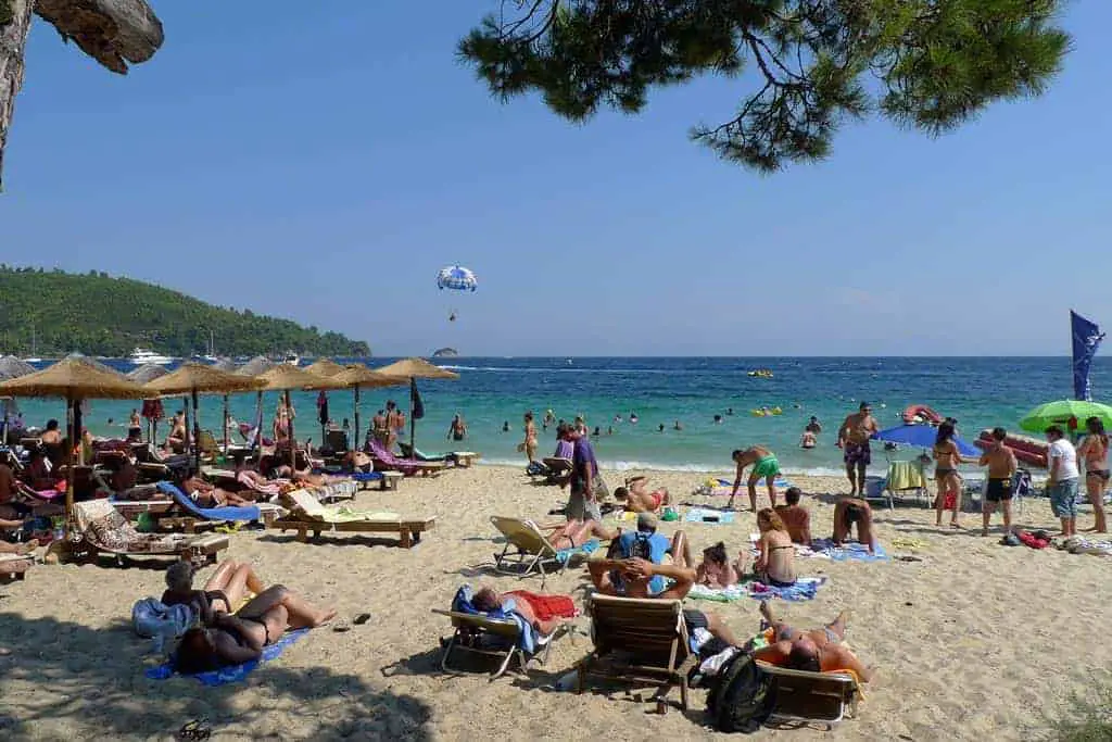 Complete guide to Koukounaries beach in Skiathos, updated for 2021